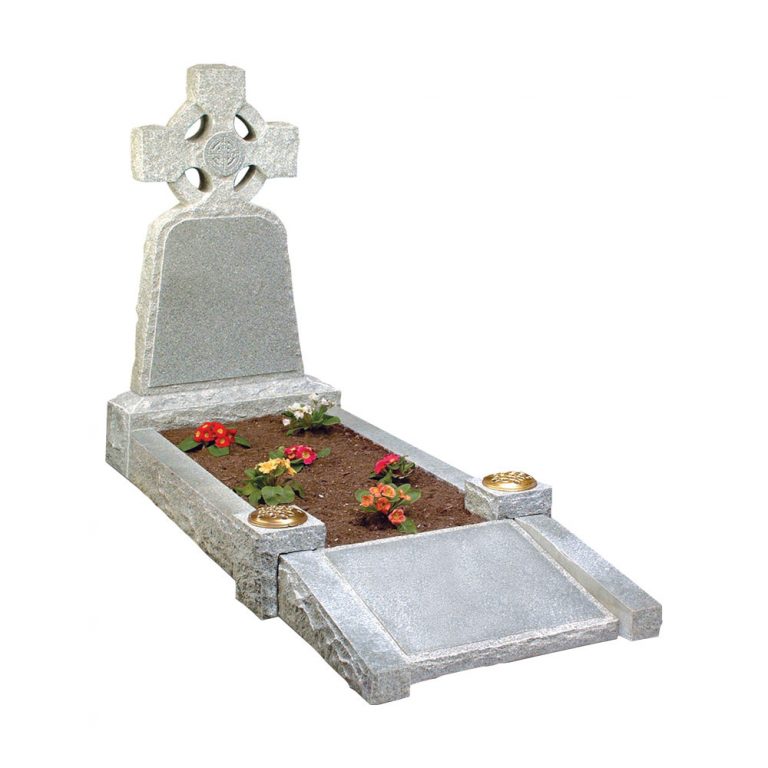 GF111A - Carved Celtic Cross Kerbed Memorial - Memorials of Distinction